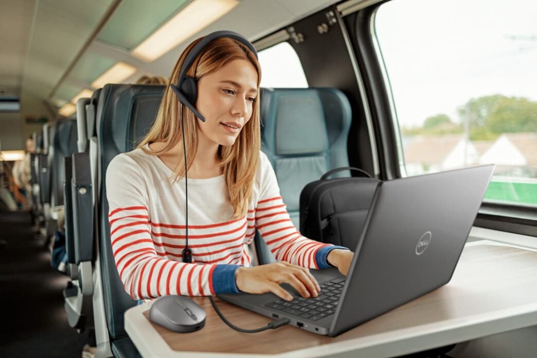 Dell lança novo portfólio de headsets com IA; saiba tudo