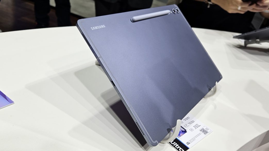 Samsung lança novos tablets e celular no Brasil